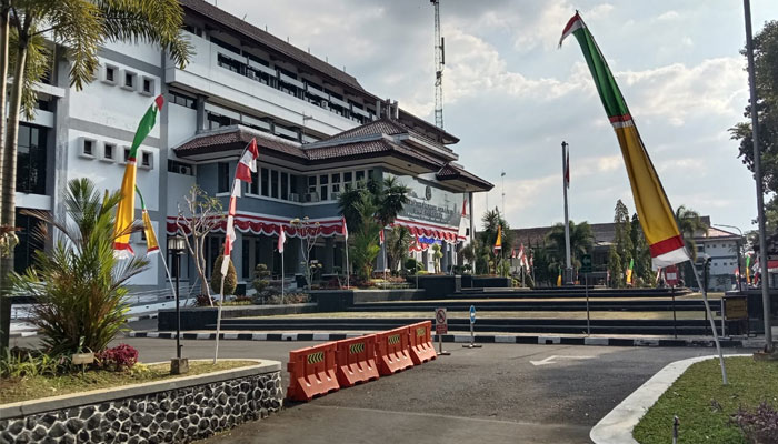 Anggaran PPDB 2024 Diduga Dikorupsi, Pejabat Disdik Jabar Slow Respon ...